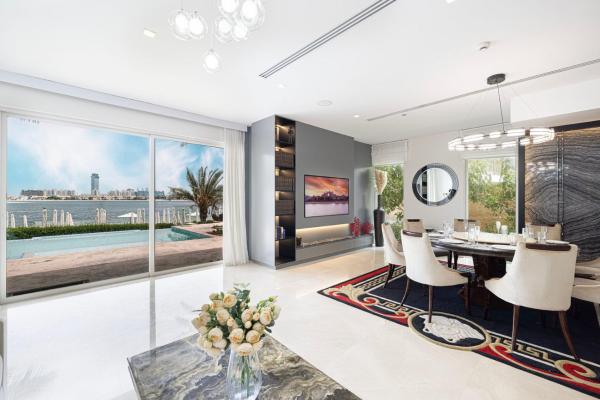 Juliushomes - 5br Villa With Pool In Palm Jumeirah - Dubai Marina