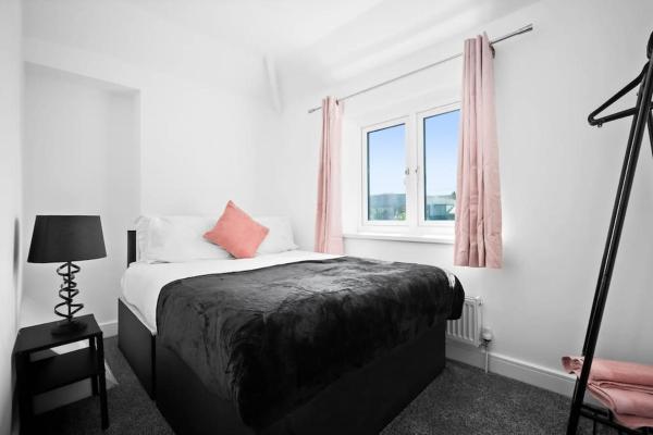 Family Contractors 3 Bed House Free Parking Sleeps7 - Wolverhampton