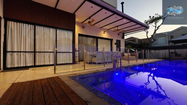 Royal Water Villa - Israel