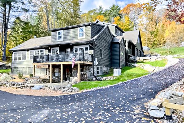 Tree Tops House - Gilford, NH