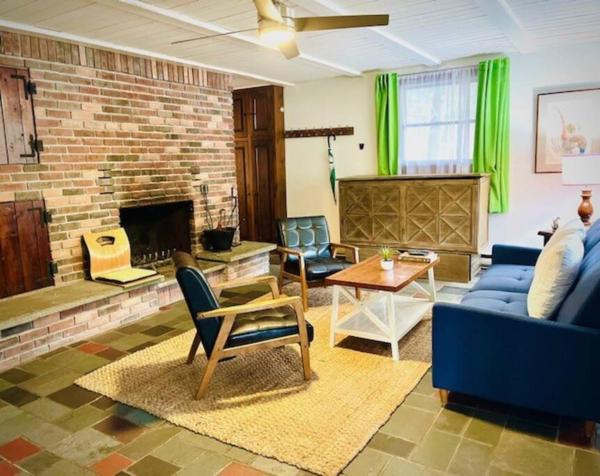 Catskill Cabin Chill Apartment 1st Fl - Phoenicia, NY