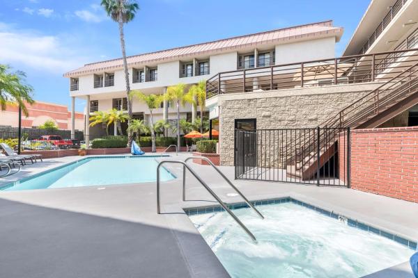 Best Western Plus Irvine Spectrum Hotel -