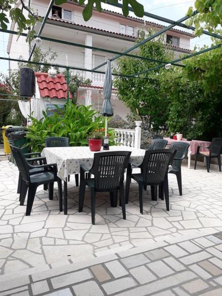 Apartment Metka, Excellent Location Close To Rab - Rab