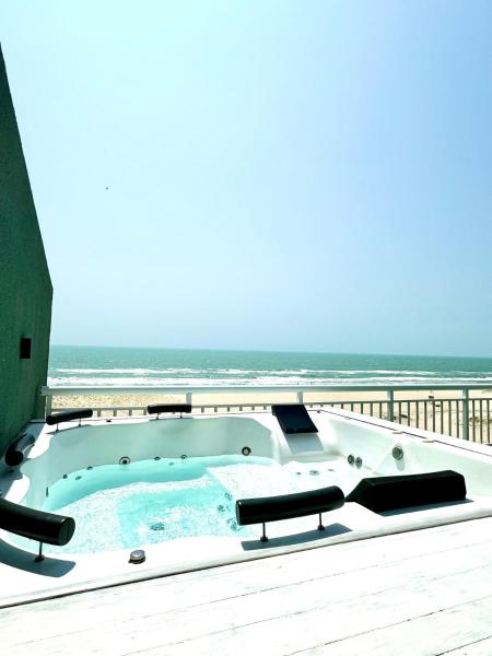 Paraíso Beach - Terramaris - Cobertura Duplex Frente Mar, Pé Na Areia, Próximo Ao Beach Park - Aquiraz