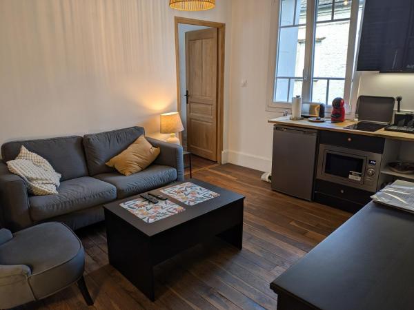 2 Pièces Neuf Centre Ville, Magny Compiègne - Pierrefonds