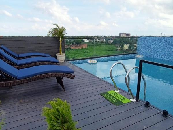 The Taj Pearl Hotel - Agra