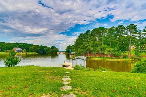Private Island Getaway In Roanoke Rapids With Grill! - Lake Gaston