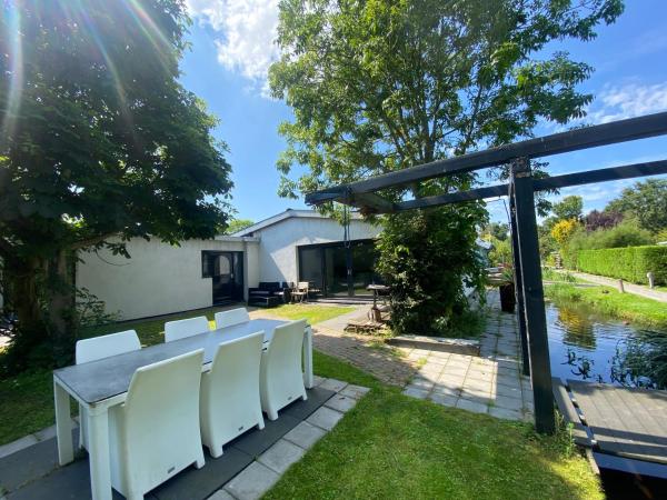 Bungalow Haarlem Amsterdam With Jacuzzi - Hoofddorp