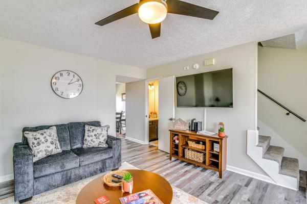 Inviting Bowling Green Escape With Smart Tvs! - Bowling Green, KY