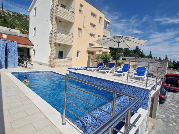 Luna Maris App1 With Swimming Pool And Sea View - Starigrad
