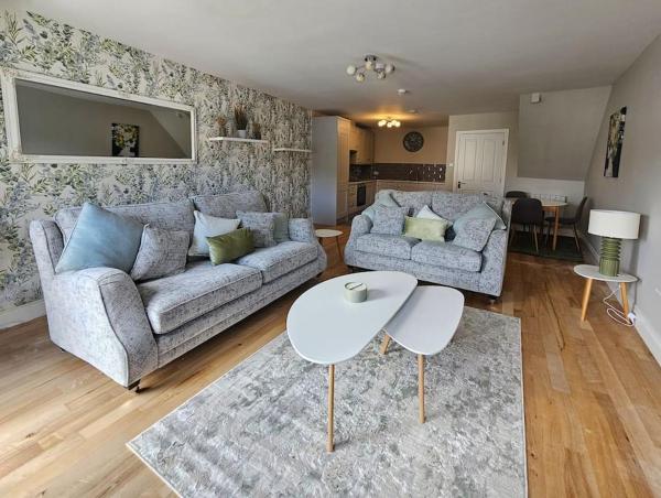 Brogans Apartments - Trim