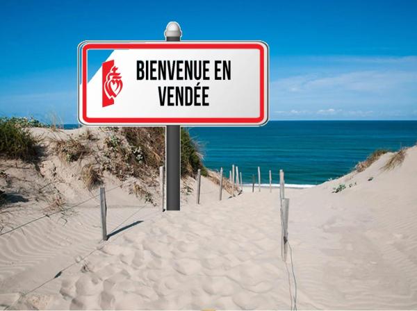 Bungalow Charmant à Saint-jean-de-monts Avec Piscine Privée - Saint-Jean-de-Monts