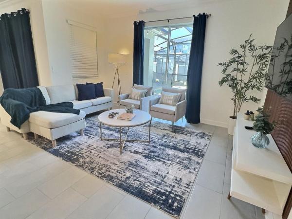 Storey Lake 4bd/3ba Brandnew Luxury Pvt Pool - キシミー, FL