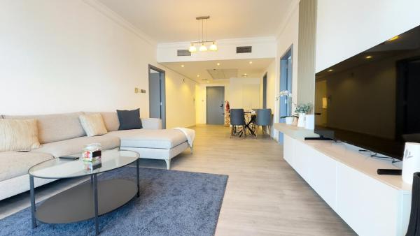 Jumeriah Lake Tower (Jlt)-(lake View) - Dubai Marina