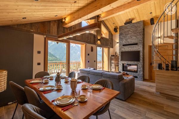 200 M Des Télécabines, Cheminée & Cosy - Courchevel 1850