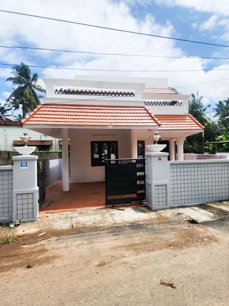 Urban Haven Premium House - Nedumangad