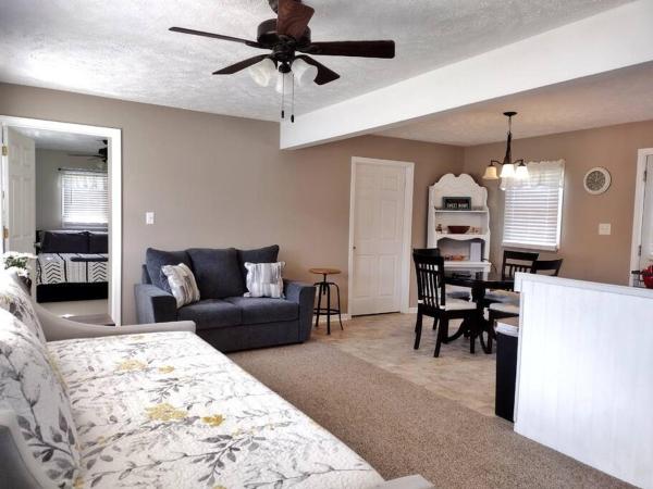 Backwoods Guesthouse Near Vir - Danville, VA