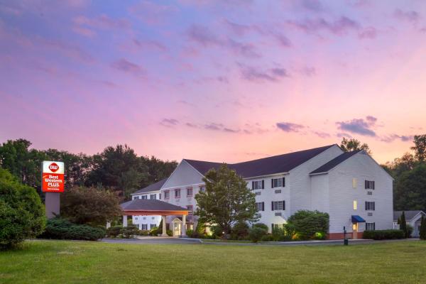 Best Western Plus Berkshire Hills Inn & Suites - Lenox, MA