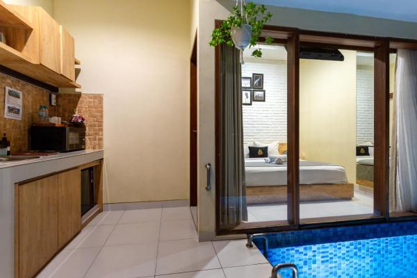 Kubu Petitenget Suite Seminyak - Seminyak