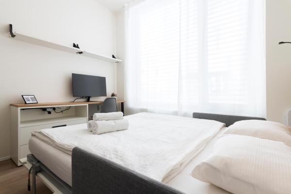 Studio Mozart, Free Onsite Parking, Air Conditioning, 1gbs Wifi - Prague
