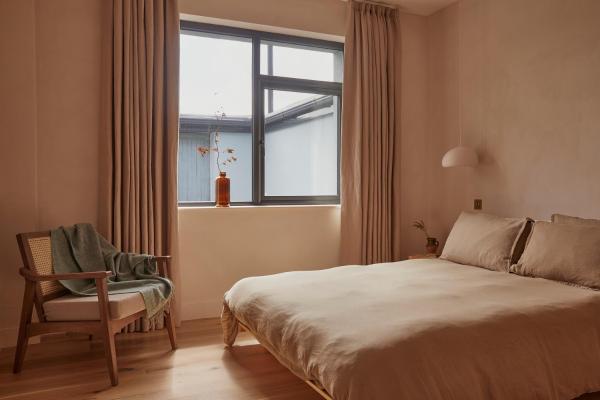 Yarn - Honor Deluxe Suite - Ballycastle