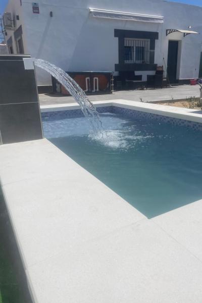 White Relax House For 6 - Pool & Spa Privé - Cádiz