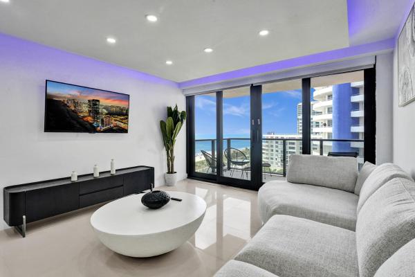 Stunning Ocean View Beach Retreat 1205 - Miami Beach, FL