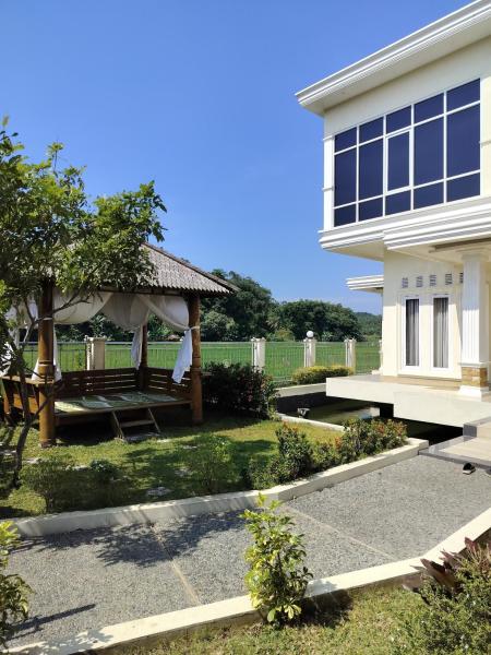 Villa Wanacosta - Purwakarta