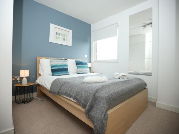 Catrine, Fantastic Location, Great For Contractors & Workers, Free Private Parking - カーディフ