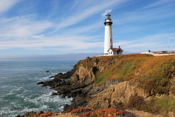 Hi Pigeon Point Lighthouse Hostel - Pescadero, CA