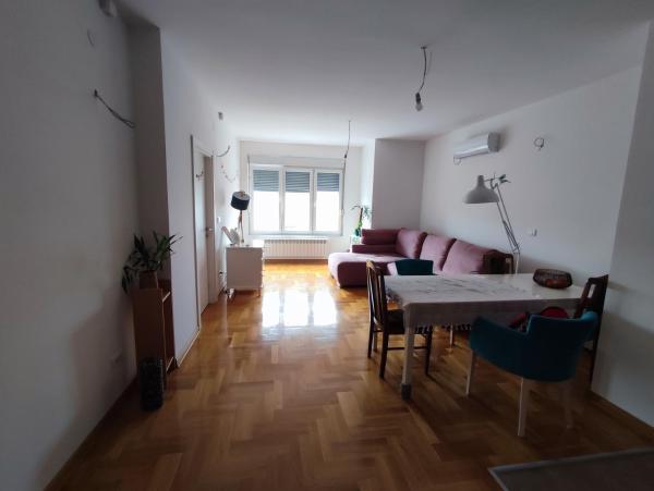 Room In A Nice Sunny Apartment - Belgrado