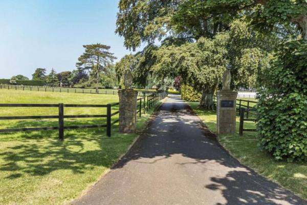 Stud House In Private Country Estate Near Bruton - Shaftesbury