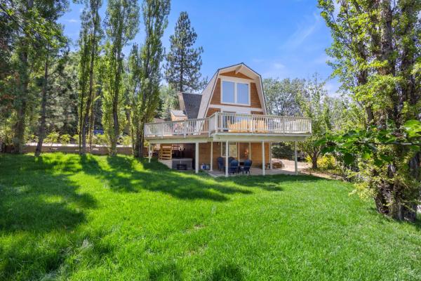 Scout's Lakehouse Retreat By Colby & Conrad - Lake Arrowhead, Cedar Glen