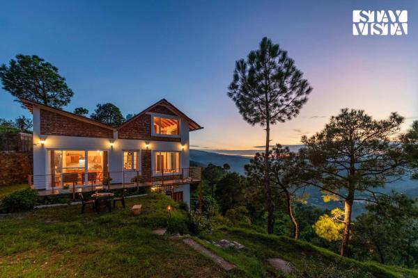 Stayvista At Offgrid Ginai - Pet Friendly, Bonfire & Mountain View - Ranikhet