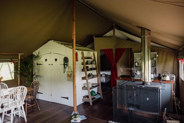 Seven Hills Hideaway - Three Bedroom - Herefordshire