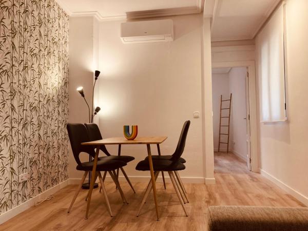 Apartamento En Plaza Del Pilar - Zaragoza, España