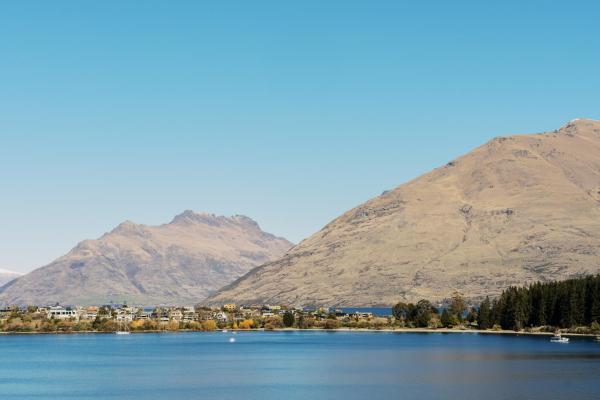Cbd Lake & Mountain View Apartment - Queenstown, New Zealand