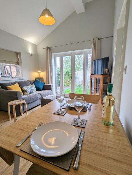 The Back Barn - Stylish Seaside Barn - Crabpot Cottages Sheringham - Cromer