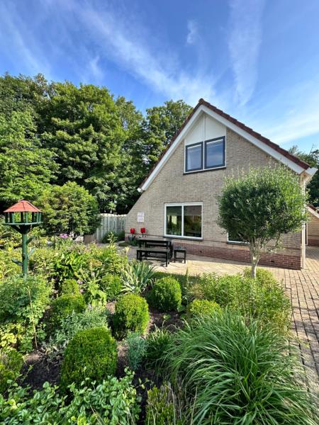 - Tulipa - Vakantiehuis Nabij De Bloembollenvelden, Het Meer En Strand - Haarlem