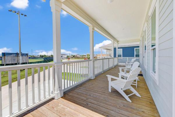 Salt & Stone Villas - Galveston, TX