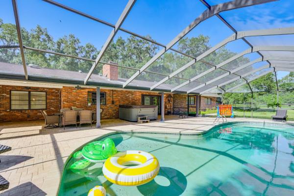 Lutz Home With Game Room 7 Mi To Adventure Island! - Land O' Lakes, FL