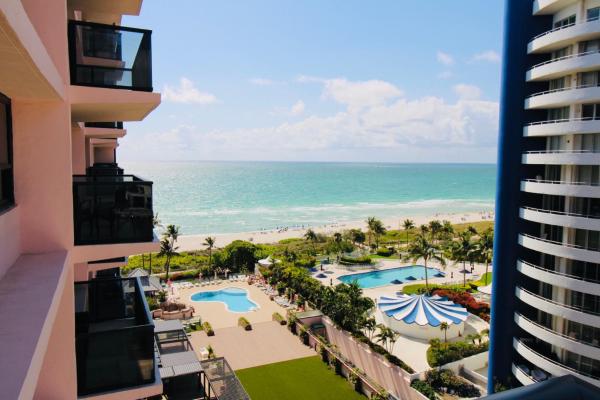 Alexander 1211 With Beach Access, 2 Pools, Sauna - サウス・ビーチ, FL