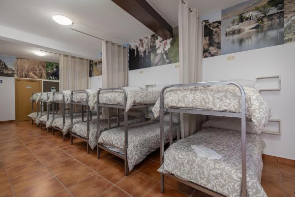 Hostal Entrecaminos - Malaga