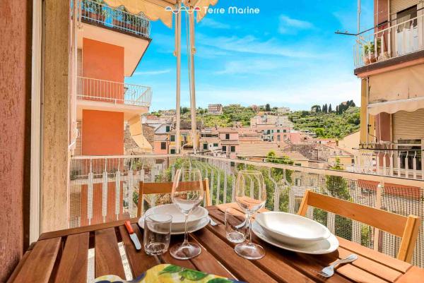 Inside Lerici, Free Parking - Lerici
