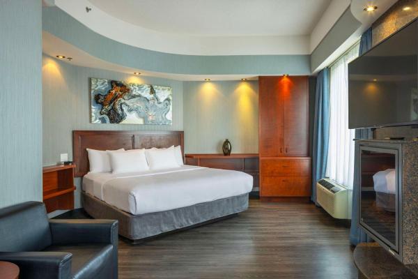Quality Inn & Suites - Levis