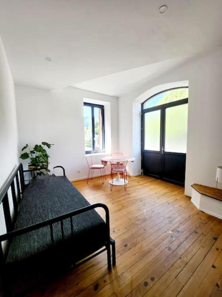 Appartement à 2 Pas Des Thermes - Lac d'Aydat