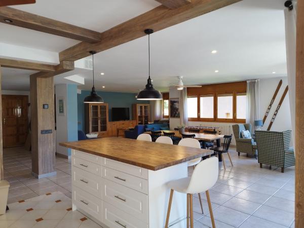 Villa San Lure Jaca - Jaca