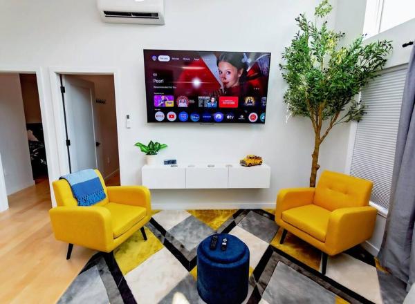 Luxquarters Huckleberry Suite - Kitimat