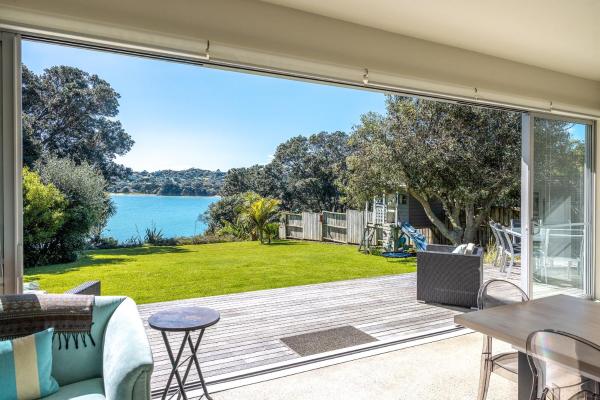 Bonnie Doon, Kennedy Point - Be My Guest Waiheke - Maraetai