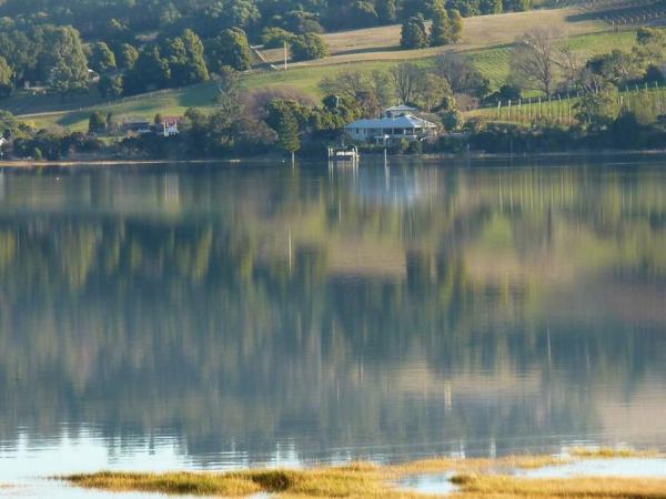 Haven House - River Edge Apartment - Launceston